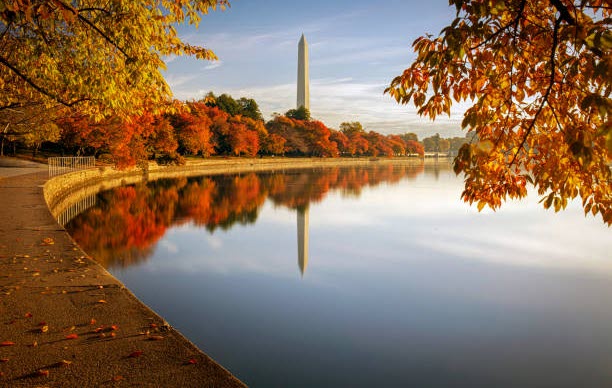 Fall Foliage Hot Tub Boat Cruises DC | Autumn Potomac River Cruises ...
